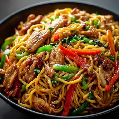 Best Chicken Lo Mein Recipe (Restaurant-Style at Home in 25Mins)